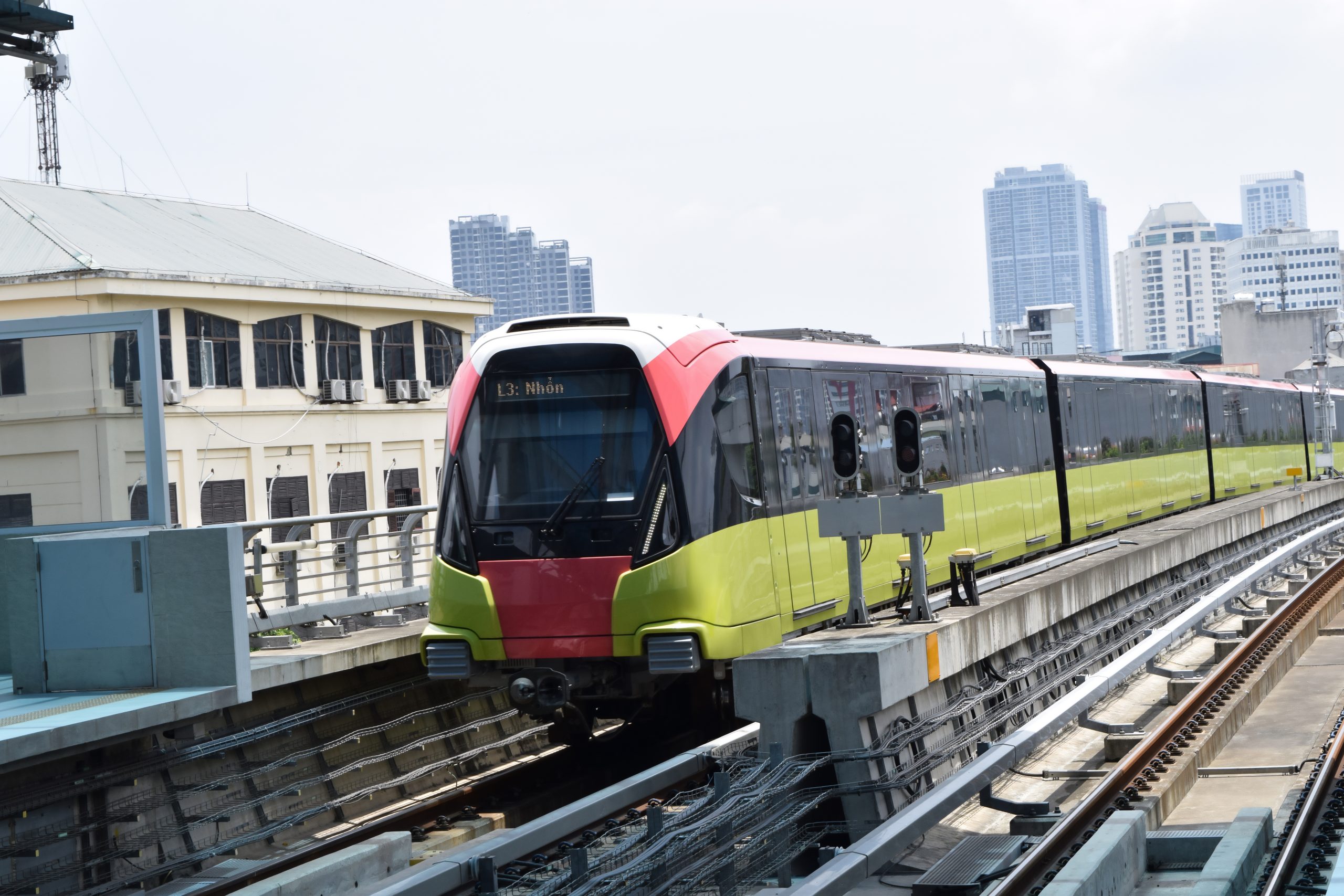 Plans announced to complete 580 km of metro lines by 2035 in Vietnam ...