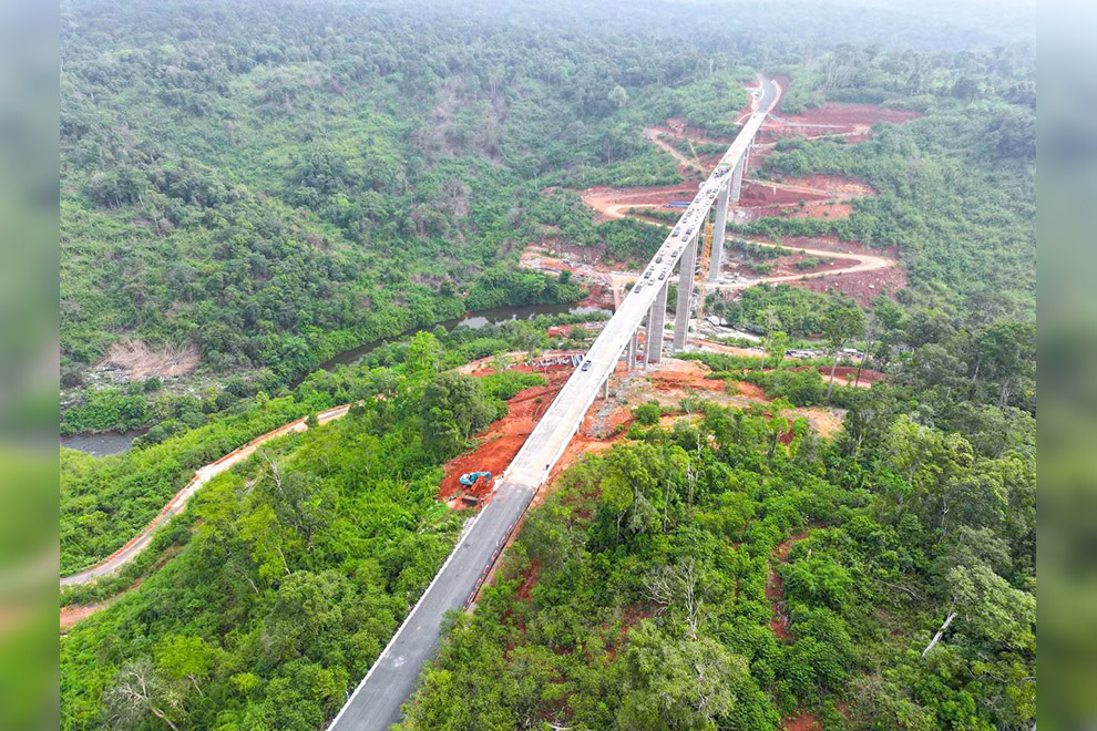 Passenger operations commenced on Cambodia’s tallest bridge - Southeast ...